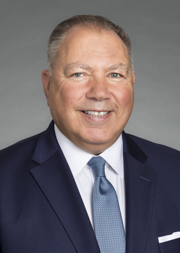 Leadership Team | SeaCube Container Leasing